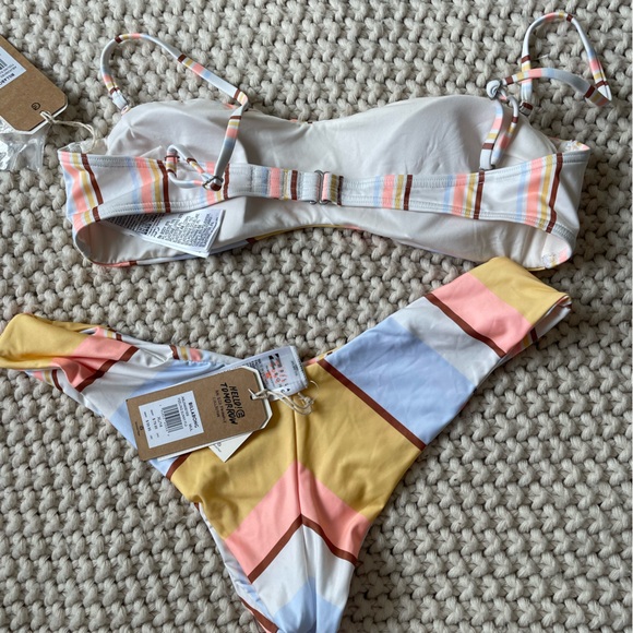 Billabong | Swim | Billabong Bikini Set New With Tags | Poshmark